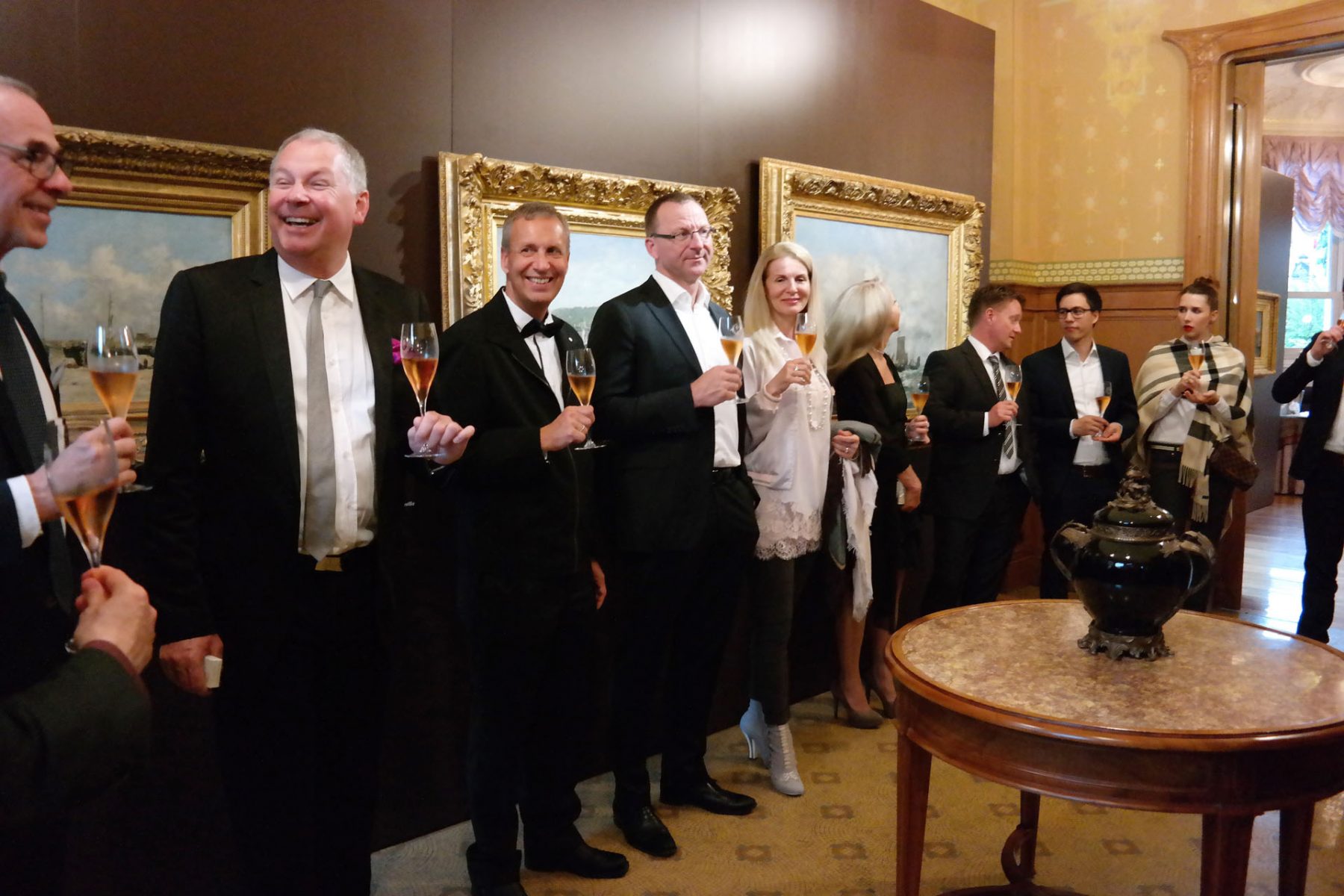 The Luxury Network Germany Hosts Exclusive VIP Trip to The Champagne ...